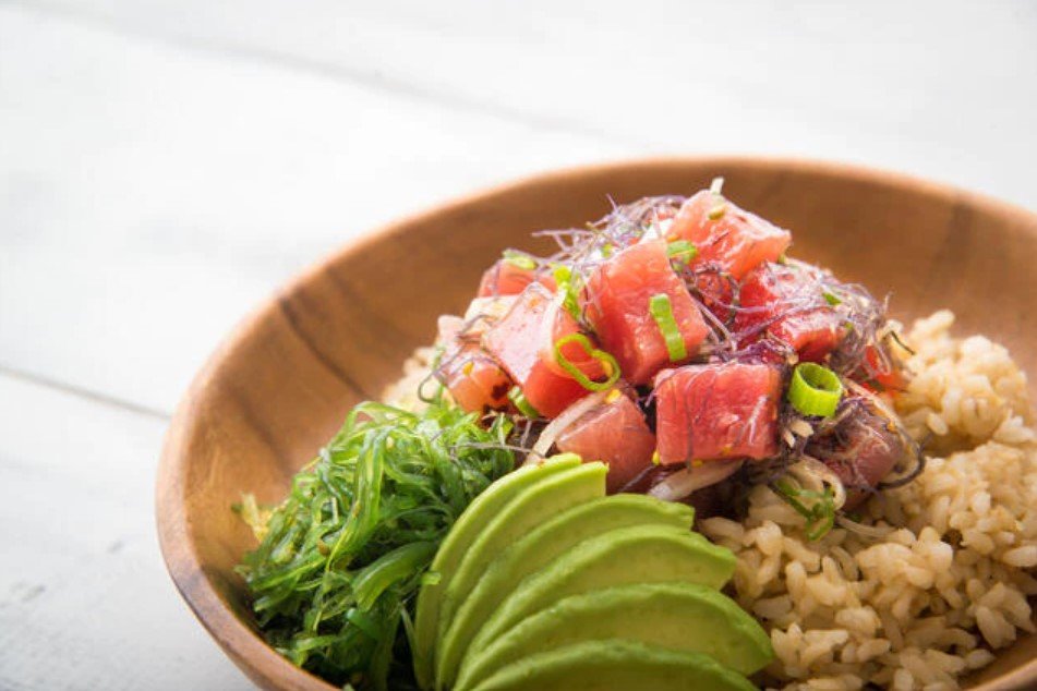 7 of the Best Places to Eat in Honolulu for Poke, Sushi and More - Love ...